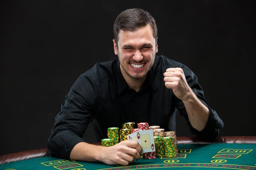The Social Side of Poker: Building Connections and Friendships