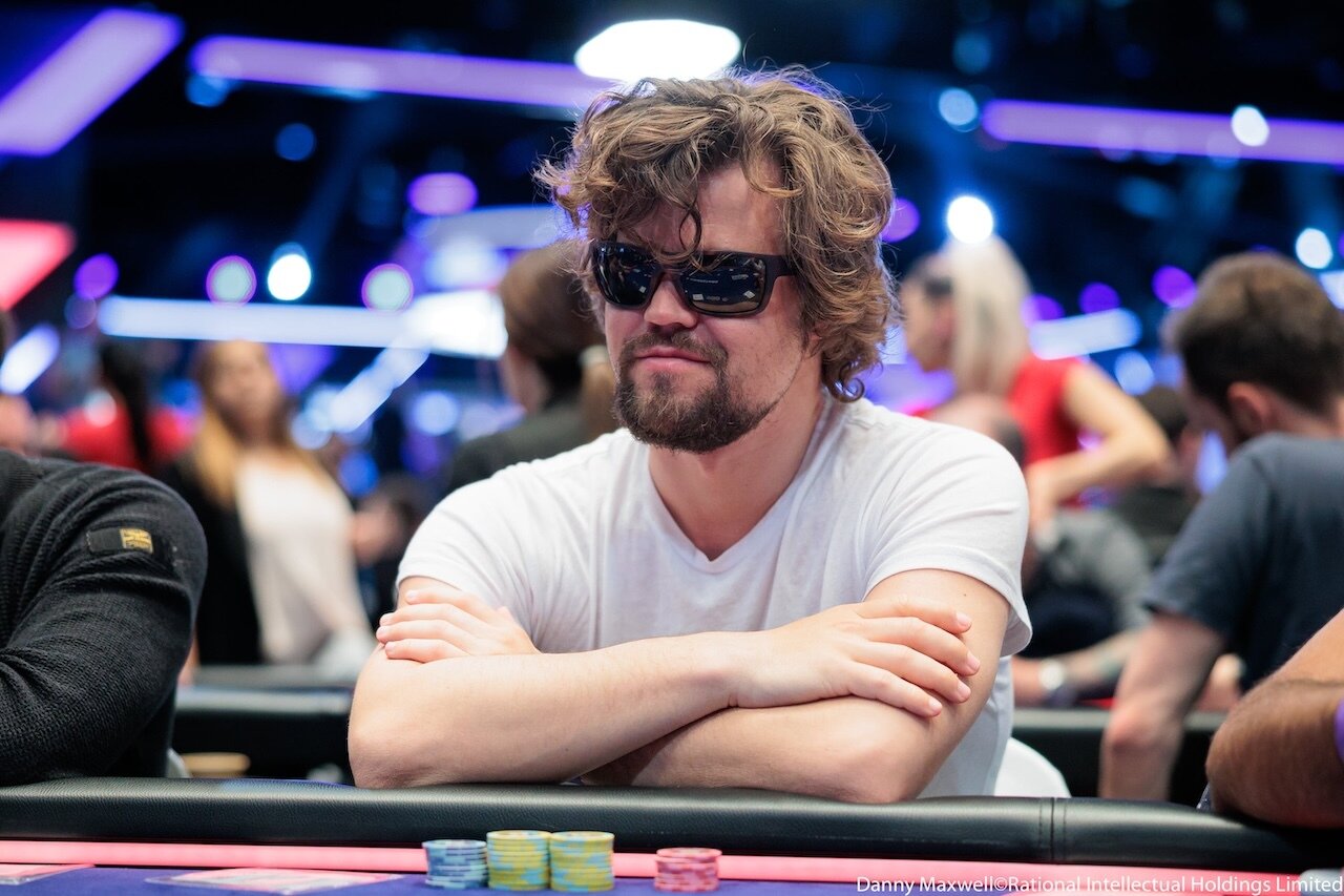 Why are So Many Chess Players Turning to Poker?